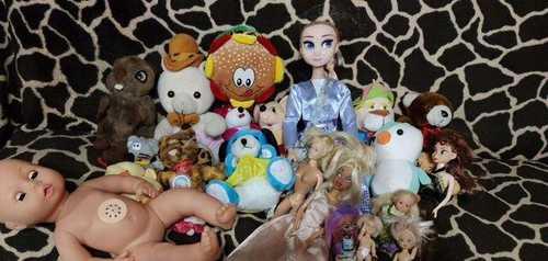 Магкие игрушки и куклы