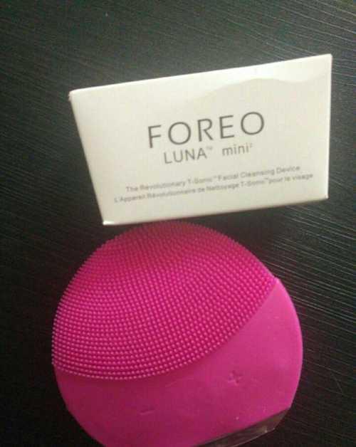 Щётка массажер для лица Foreo