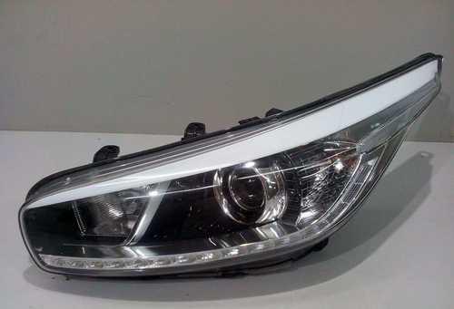 Фара левая LED xenon KIA ceed 12- +справная дхо