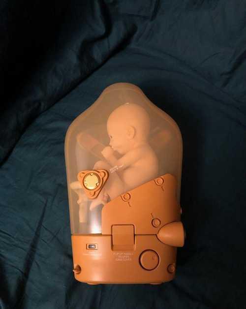 Фигурка Death Stranding BB POD