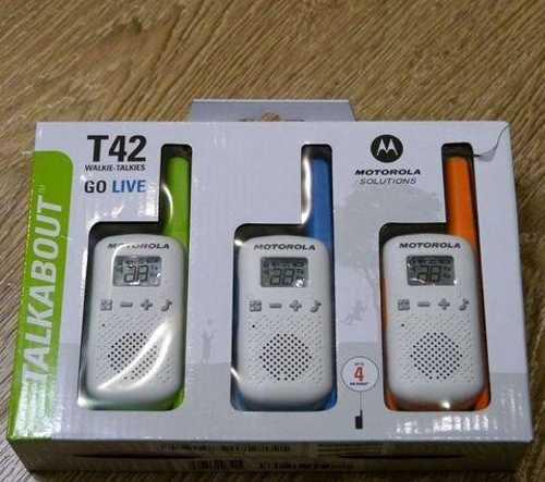 Комплект раций Motorola Talkabout T42 Triple 8кан