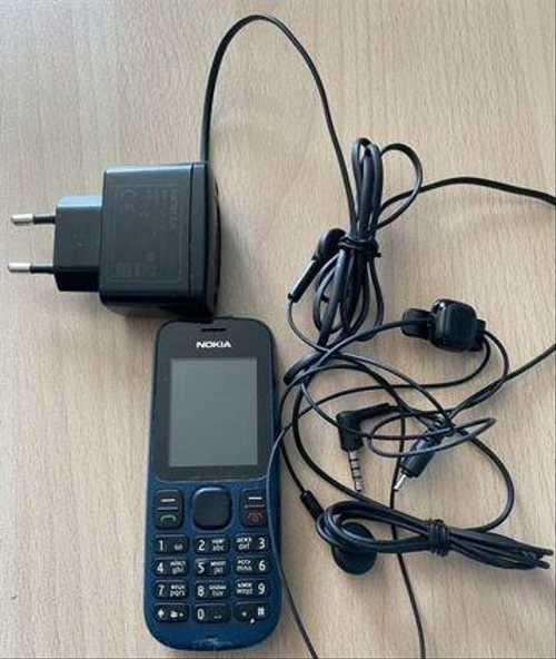 Кнопочный телефон Nokia б/у