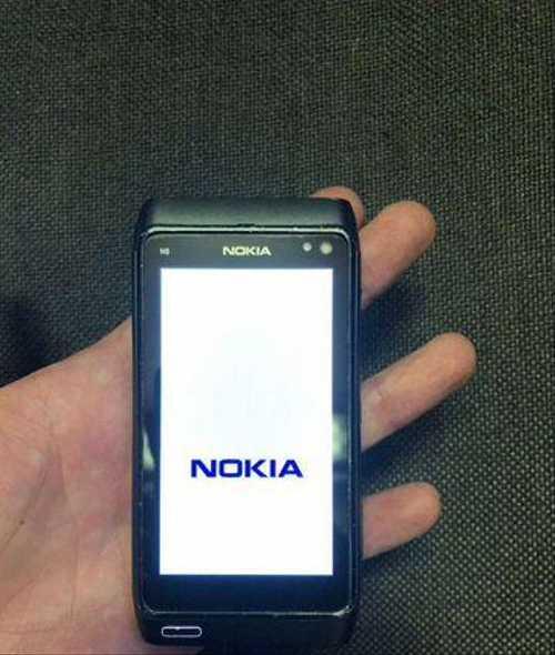 Телефон Nokia N8
