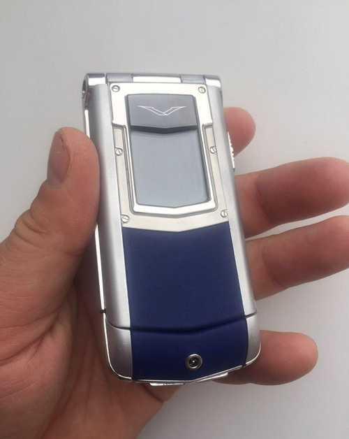 Vertu Constellation Ayxta