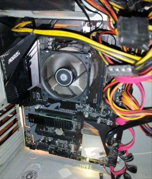 Материнка gigabyte B450 aorus elite AM4 | Festima.Ru - Мониторинг ...