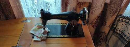 Швейная машинка бу СССР