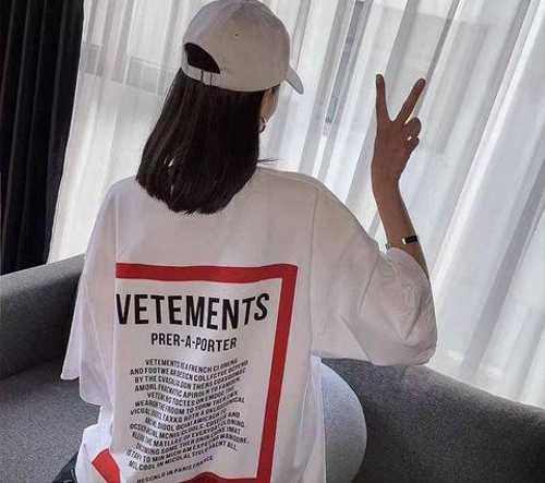 Футболка Vetements