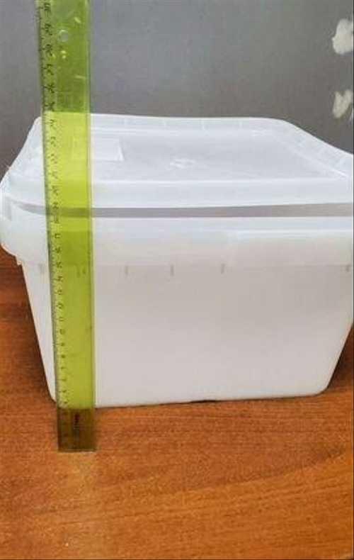 Пластиковый контейнер для икры кубик на 11-12 кг