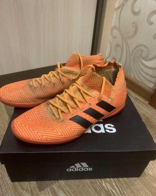 Футбольные бутсы adidas nemezis