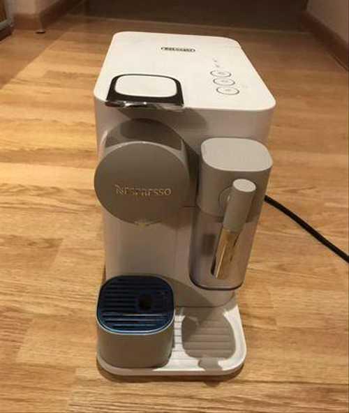 Капсульная Кофемашина Nespresso Delonghi