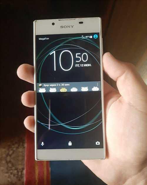 Телефон Sony Xperia L1