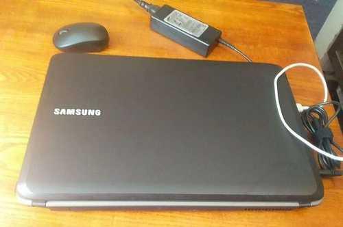15.6" Samsung NP - R540 i3/4Gb/320Gb