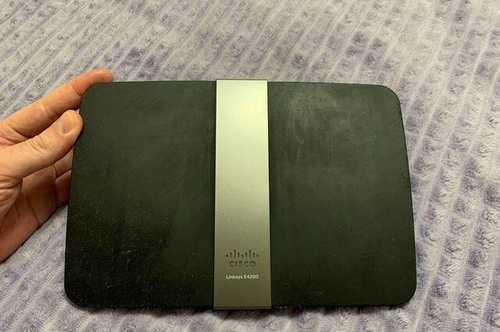 Wifi роутер Cisco Linksys E4200