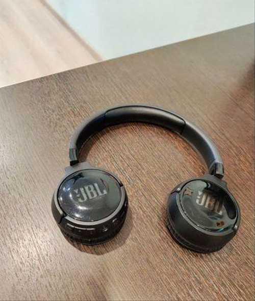 Наушники JBL Tune 600btnc