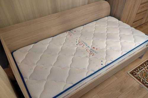 Кровать с матрасом mediflex
