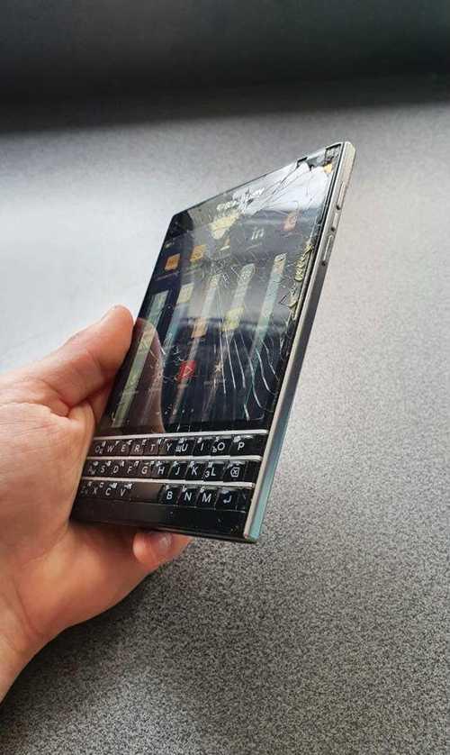 Blackberry Passport black 2014
