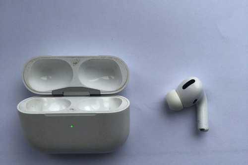 Шипит правый наушник airpods pro