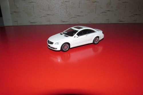 Модель 1:43 Mondo Mercedes-Benz CL Coupe лот #15