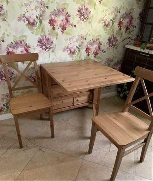 Мебель стол и 2 стула