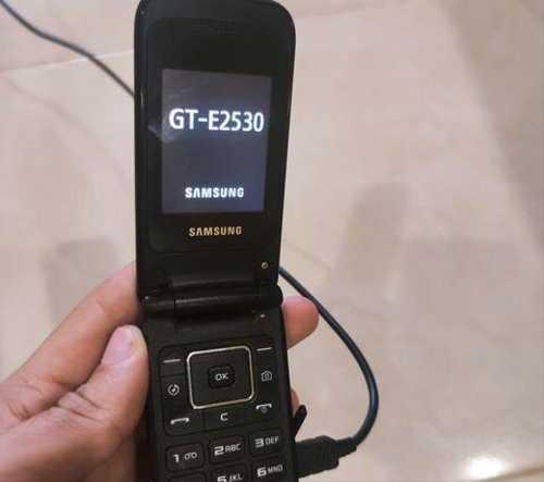 Телефон samsung GT-E2530