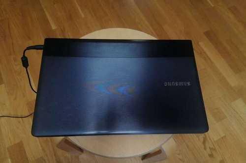 Ноутбук Samsung NP300E5C-U06RU intеl Сore I5-2.50