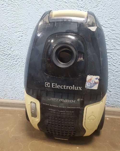 Пылесос Electrolux ZJM 6830 JetMaxx без комплекта