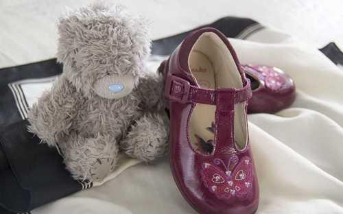 Туфли лаковые Clarks