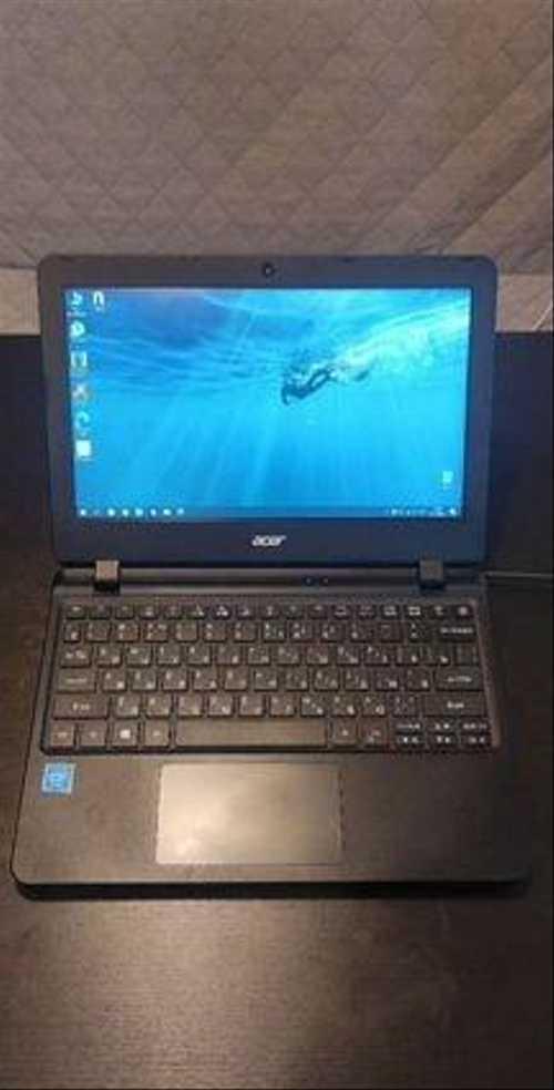 Acer Aspire ES1 - 132