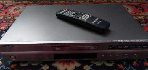 Yamaha DVD-S1800 Отличное состояние. DVD плеер