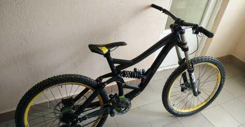 Велосипед specialized big hit 2