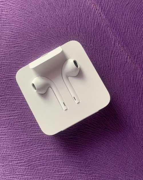 Наушники airpods lightening новые