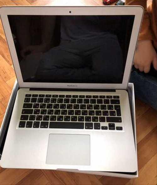 Продам Macbook Air
