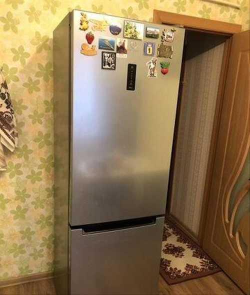 Холодильник бу indesit R600a
