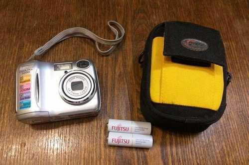 Nikon Coolpix 3200 с аккумуляторами