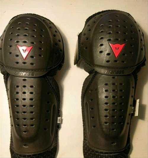 Защита коленей и голени Dainese для мотоциклистов