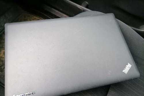 ThinkPad Edge E545 4x2,8GHz/4/500/Radeon 7640G