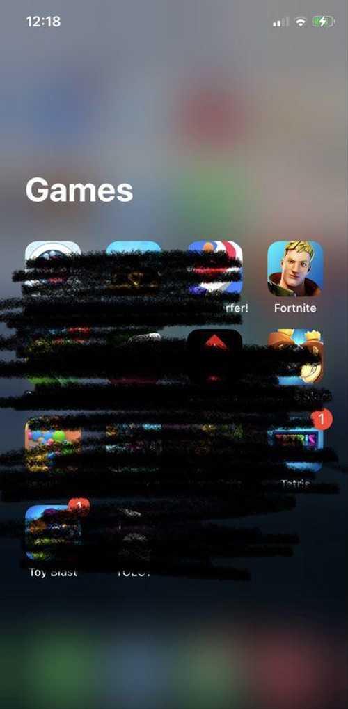 iPhone XS 64gb с Fortnite