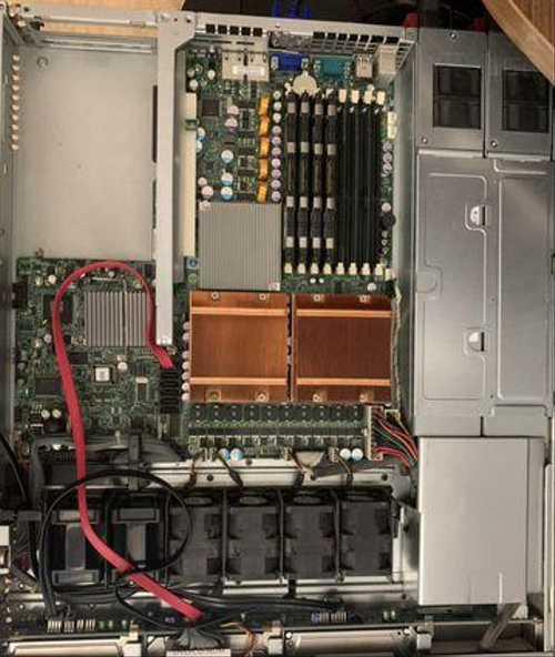 Сервер SuperMicro X7DBU