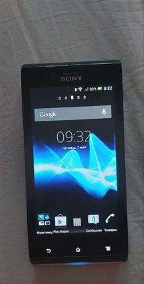 Телефон Sony xperia J (ST 26i)