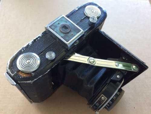 Ретро фотоаппарат Zeiss Ikon