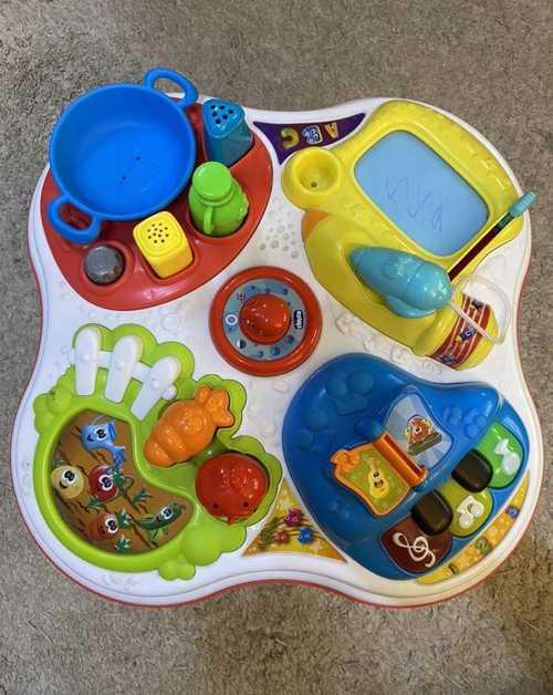 Игровой центр/Развивающий стол Chicco