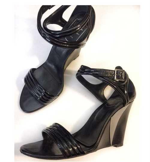 Босоножки roger vivier