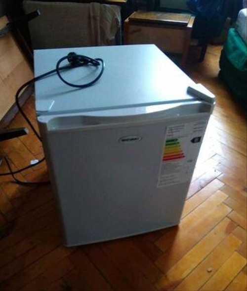 Мини холодильник shivaki фото