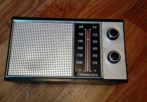 Радиоприемник кварц-404 СССР