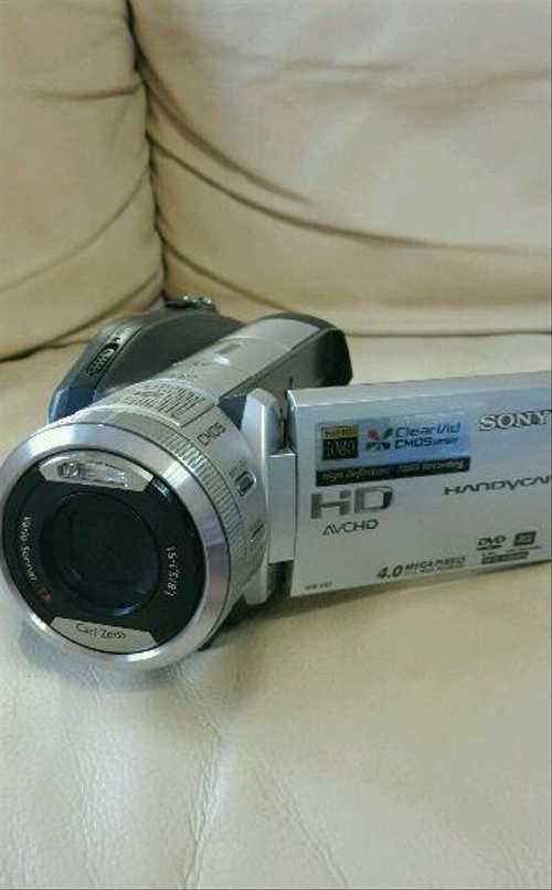 Видеокамера Sony HDR-UX1E