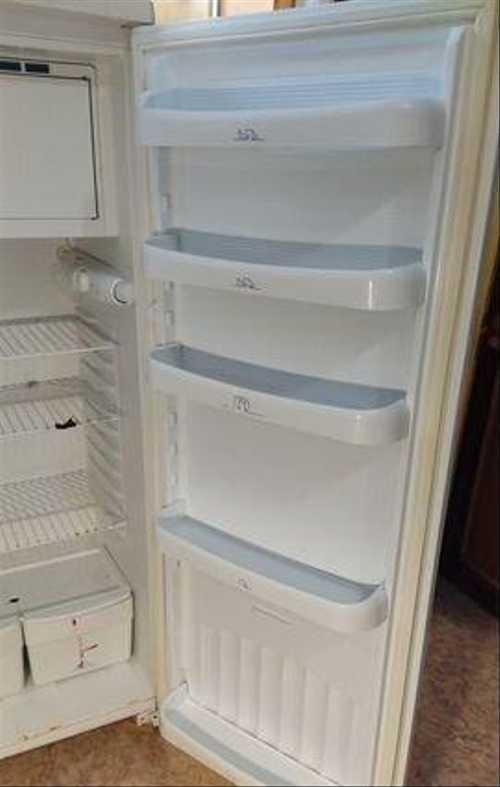 Продам холодильник б/у. Донбасс