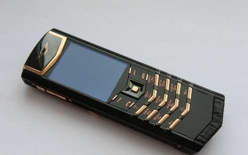 Телефон Vertu black gold alligator