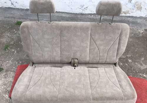 Сиденья (3й ряд) на Mazda MPV