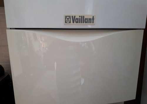 Декоративная крышка к газовому котлу Vaillant