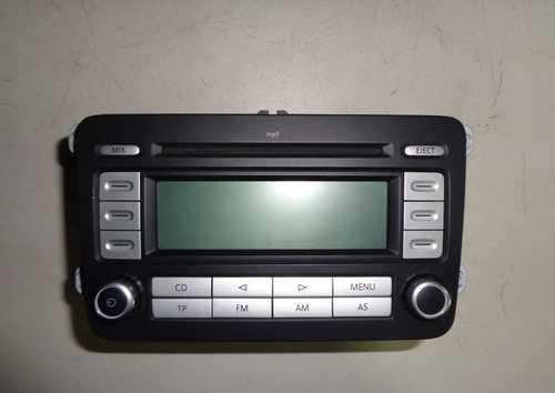 Штатная магнитола RCD 300 MP3 Golf Plus Jetta